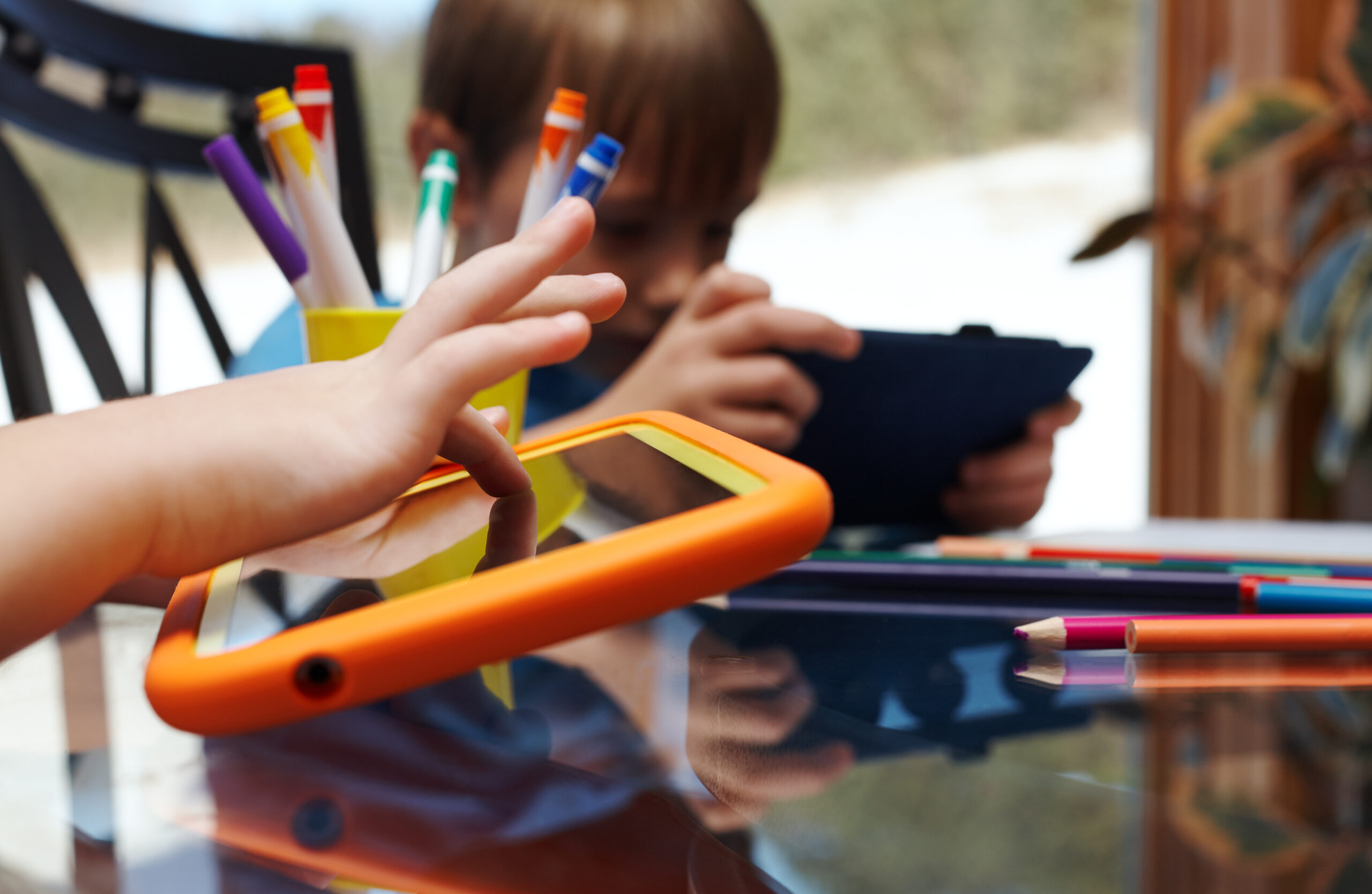 Samensmelting van twee werkgroepen - Edu-V